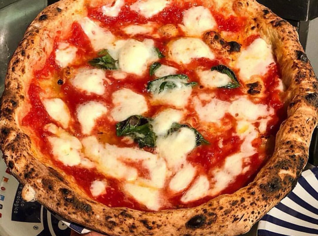 Sorbillo, Menu, Phone & Reviews, Via dei Tribunali, 32, 80138 Napoli NA ...